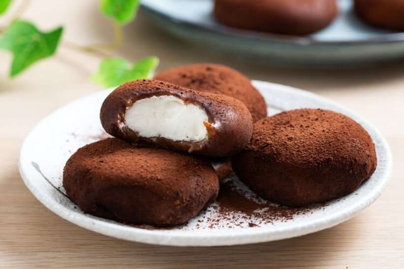 Resep Mochi Strawberry Chocolate Daifuku Lembut ala Sasa
